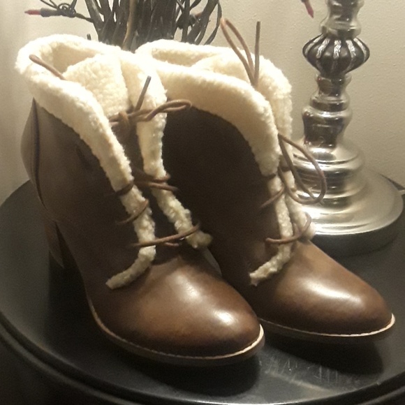 Restricted | Shoes | Nwt Restricted Tan Furtrimmed Boots | Poshmark